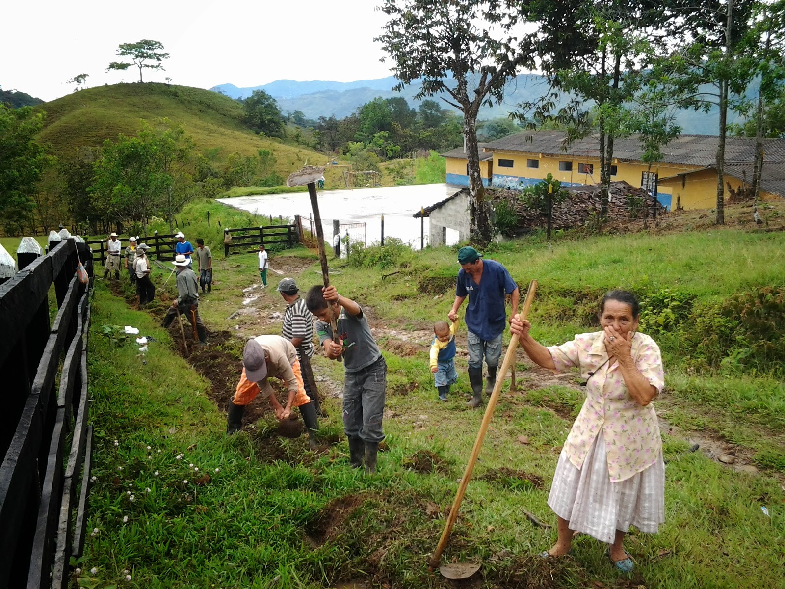 CENTRO EDUCATIVO RURAL PUERTO RICO - SAN CARLOS: POBLACIÓN