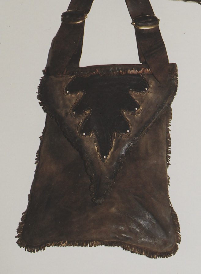 Ken Scott Pouches: Old Pouch Friday: Deerskin Pouch with Leather Oak ...