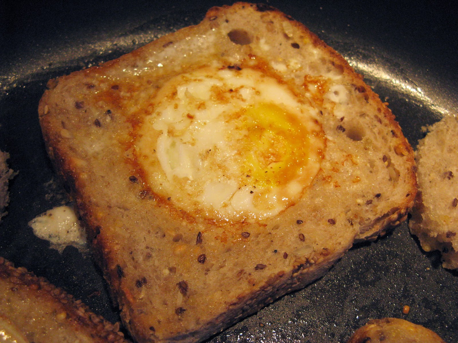 dorian allyn in the kitchen: Egg In A Hole