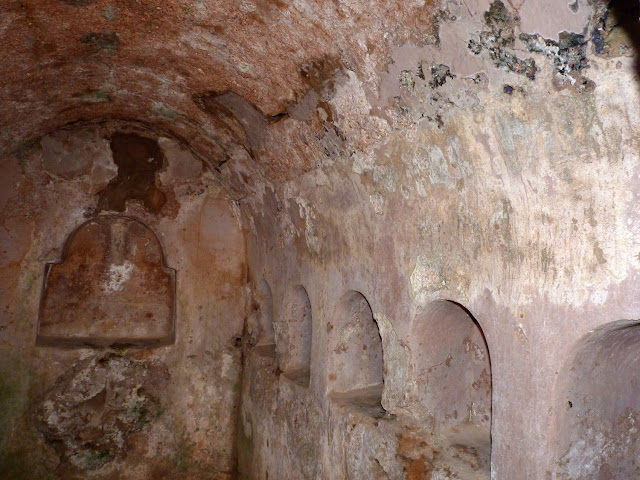 Las fotografías de Miguel Roa: Tumbas romanas en Carmona (Sevilla)