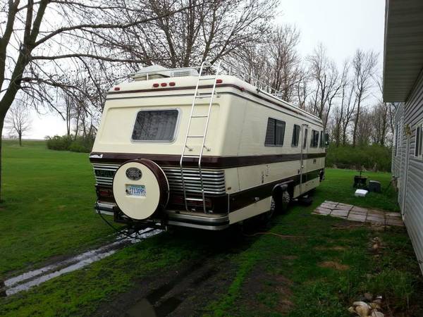 Used RVs 1983 Apollo RV 33 Foot For Sale by Owner