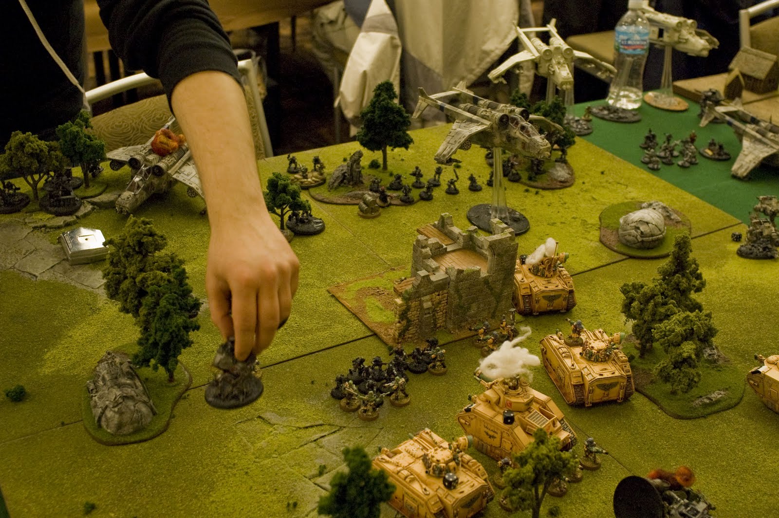 The Back 40K: Friday Night Tabletop Fight: SandWyrm vs. Dethtron At ...