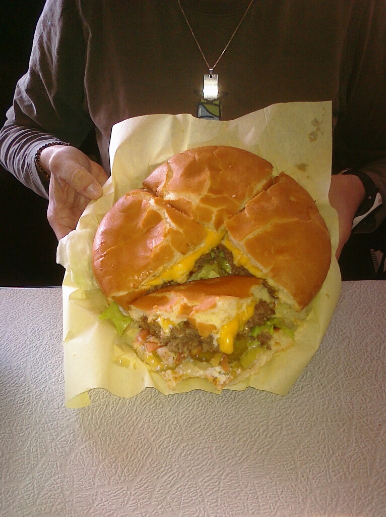 CheeseburgerMania: Effie's Burgers in Lewiston, ID
