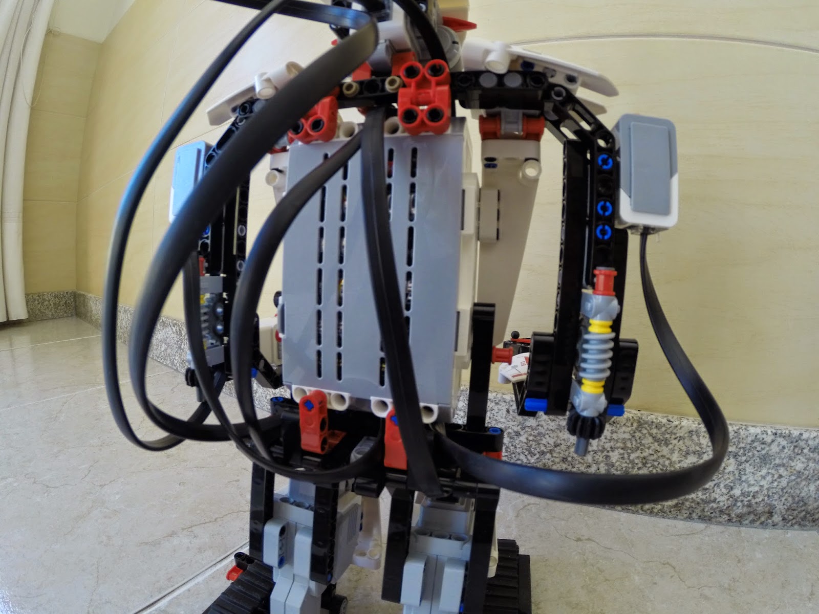 MIND STORMiDEAS: EV3RSTORM (versão Portuguesa)