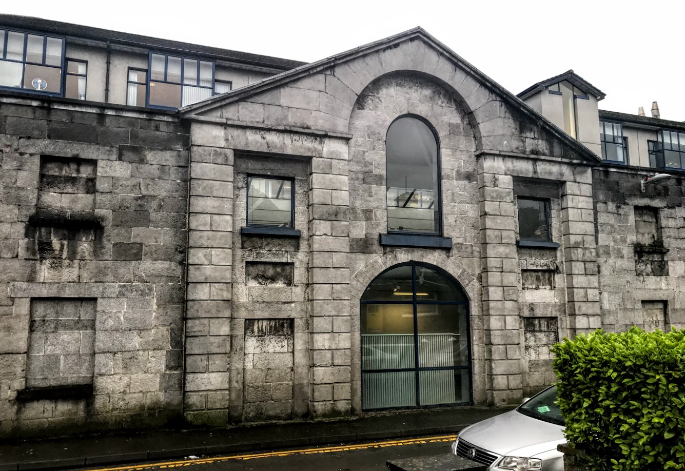 Patrick Comerford: Gaol façade in Limerick is a rare link to the ...
