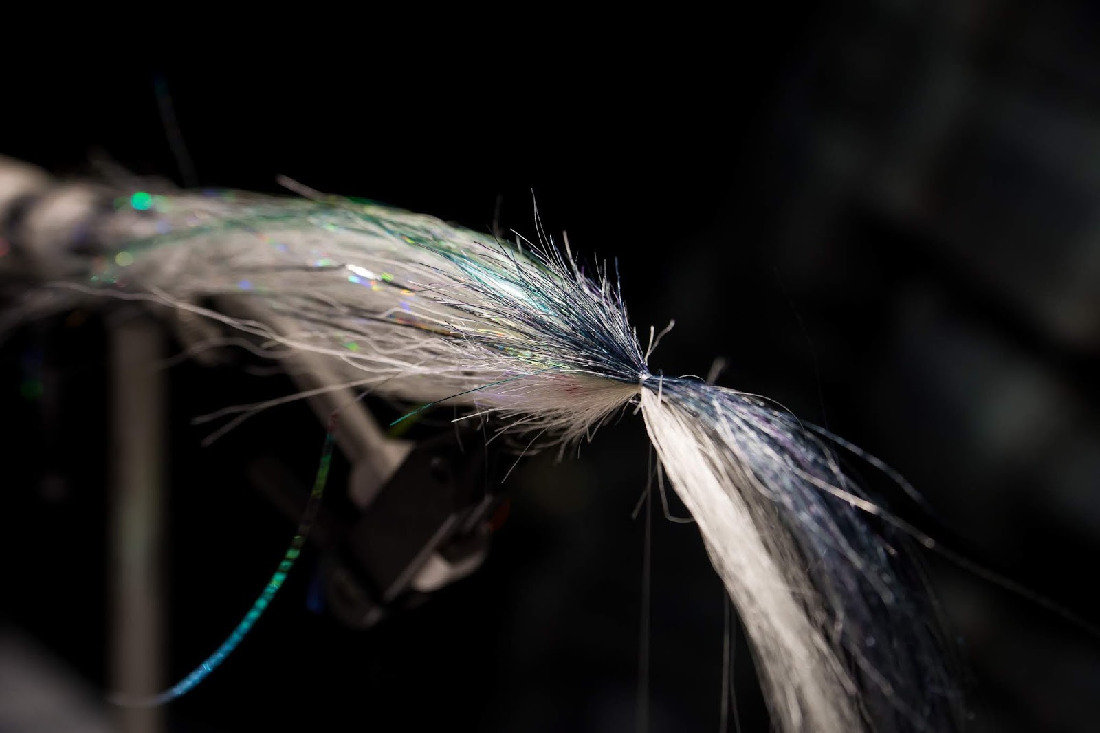 Tying with Squimpish hair