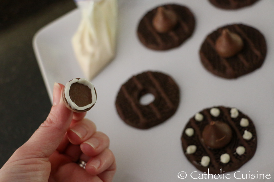 Catholic Cuisine: Viking Shield Cookies for the Feast of St. Magnus