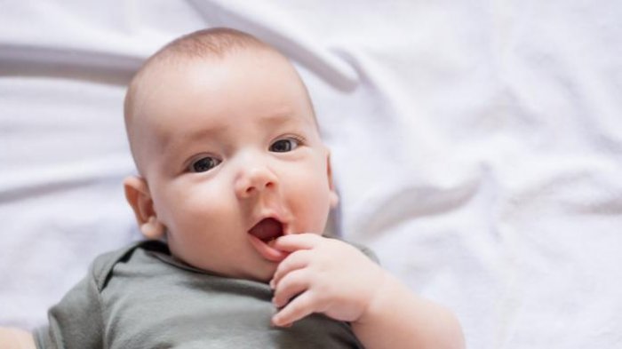 Sunat Usia Bayi Adalah Waktu Tepat Untuk Sunat - Dokter Sunat Anak dan ...