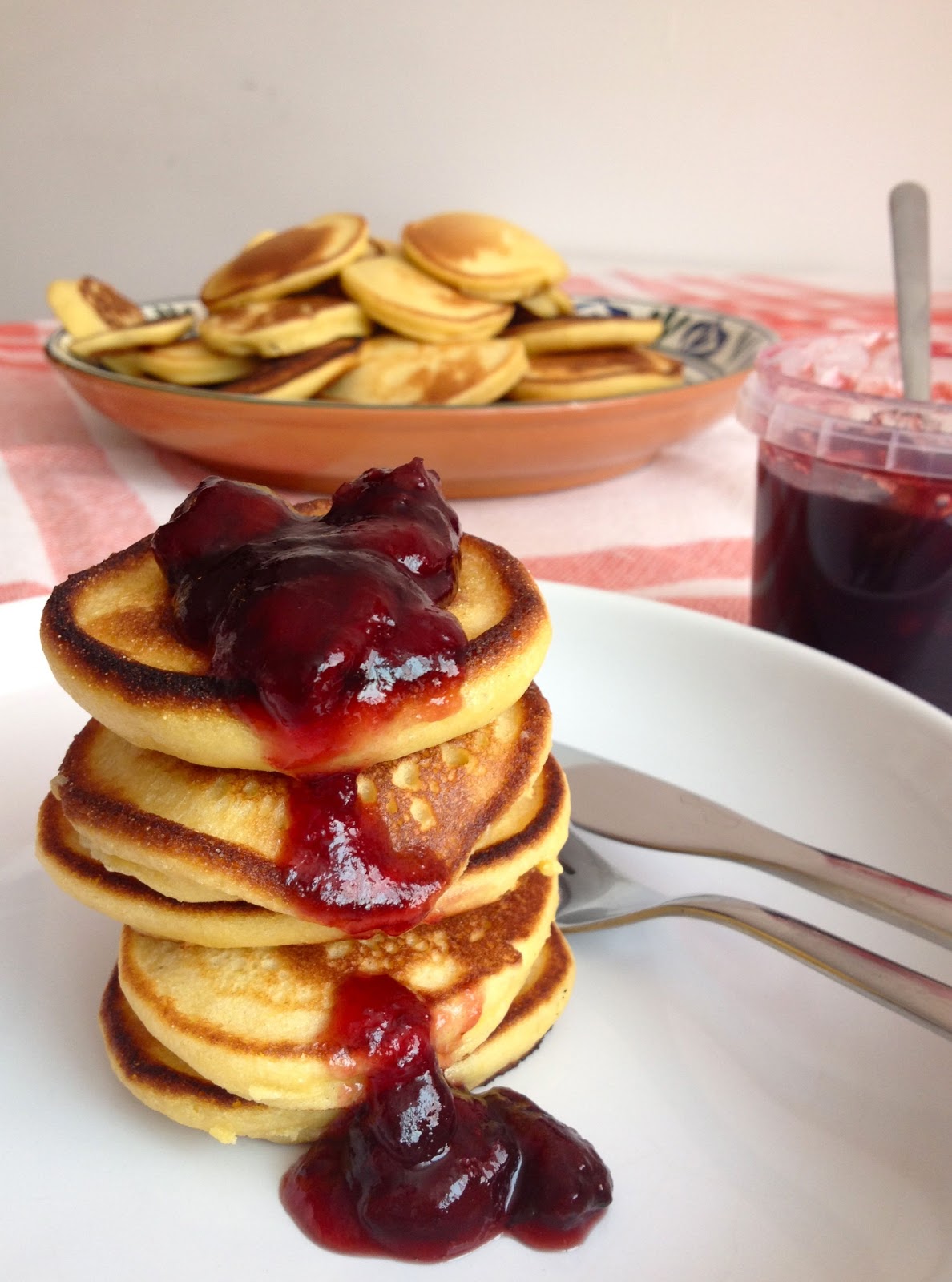 Maisijahu ja hapukoorega pannkoogid - Kodukokad.eeKodukokad.ee