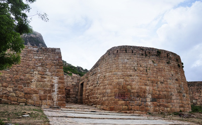 Tamilnadu Tourism: Sankagiri Fort, Salem