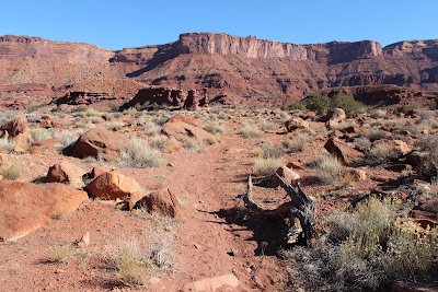 gjhikes.com: Amphitheater Loop