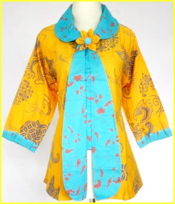 Model baju batik wanita modern warna kuning