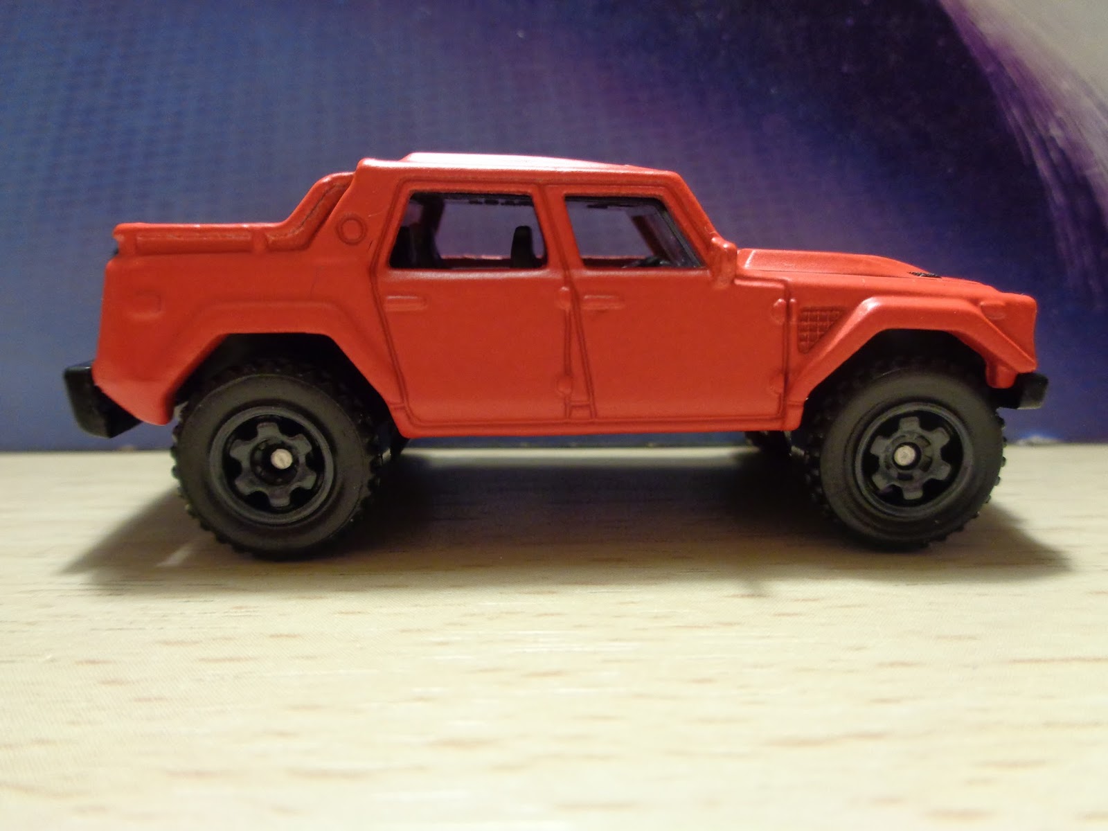 J And J Toys: Matchbox Lamborghini LM002