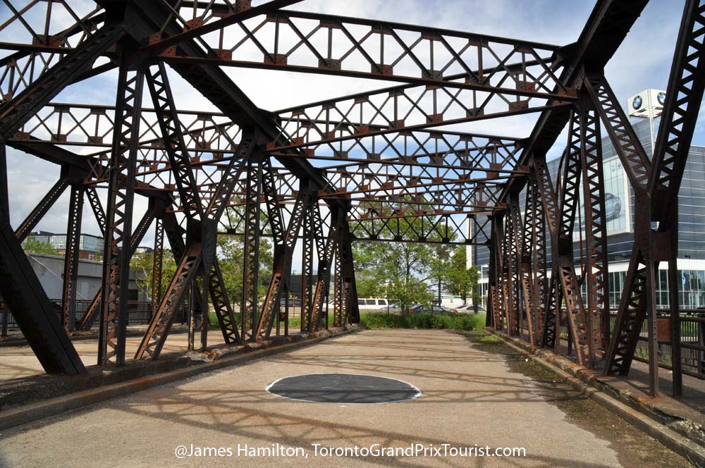 Toronto Grand Prix Tourist - A Toronto Blog: Abandoned bridge over the ...