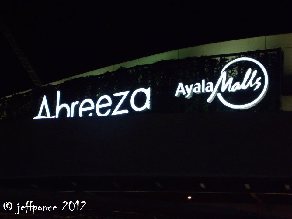 Bisayang Manlalakbay around the Philippines: A Glimpse at Abreeza Mall ...