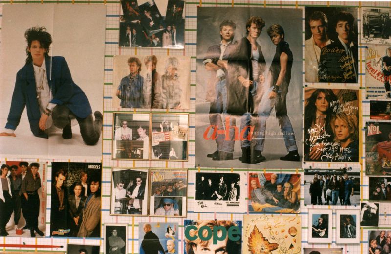 40 Cool Snaps That Show Bedroom Walls in the 1980s ~ Vintage Everyday