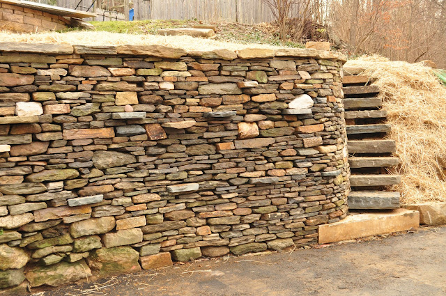 ROCKIN WALLS: Warren Road Project Retaining Wall Finished Story12/11