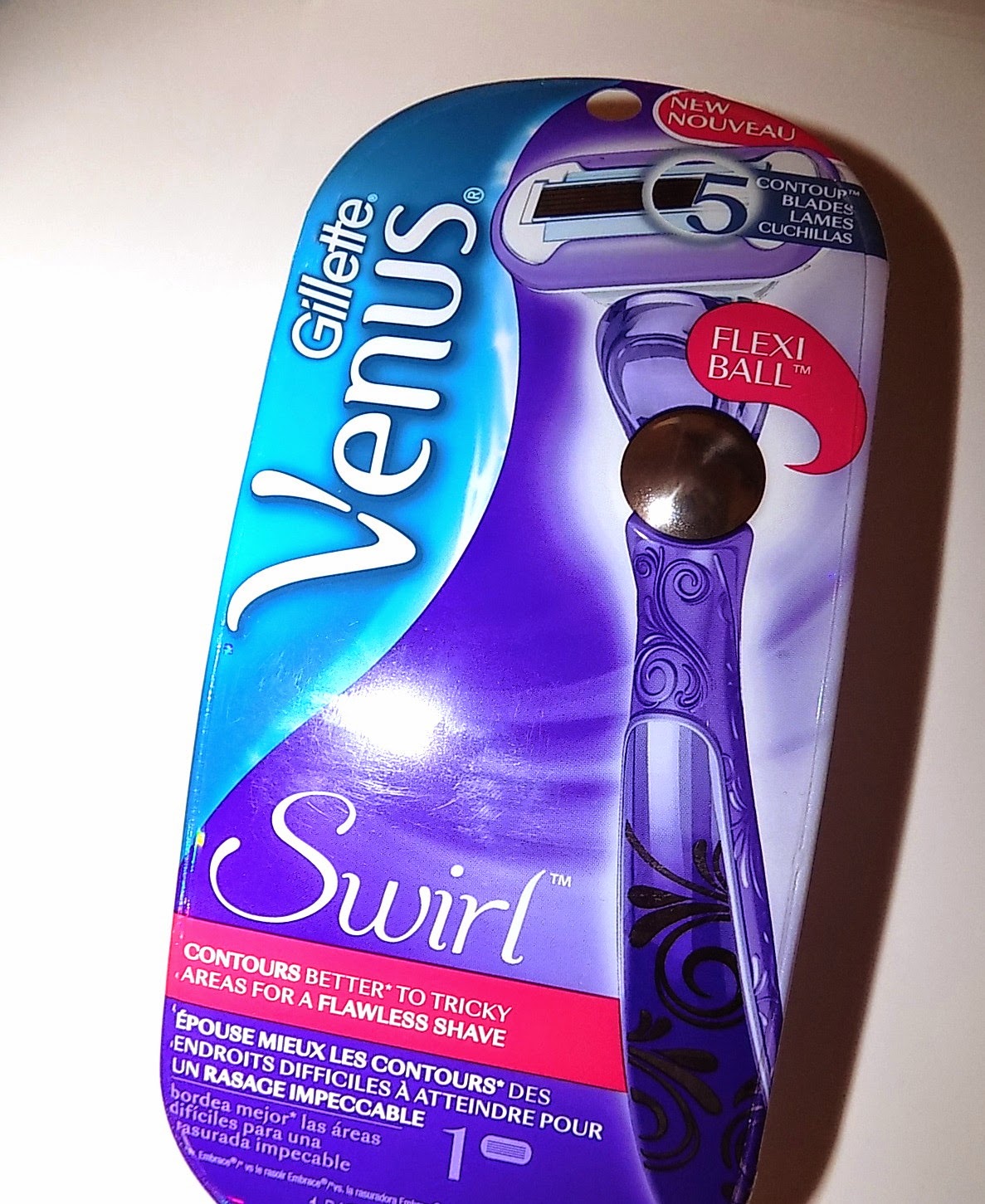 The Beauty Alchemist: Venus Swirl Razor & Touch Of Olay Violet Swirl ...