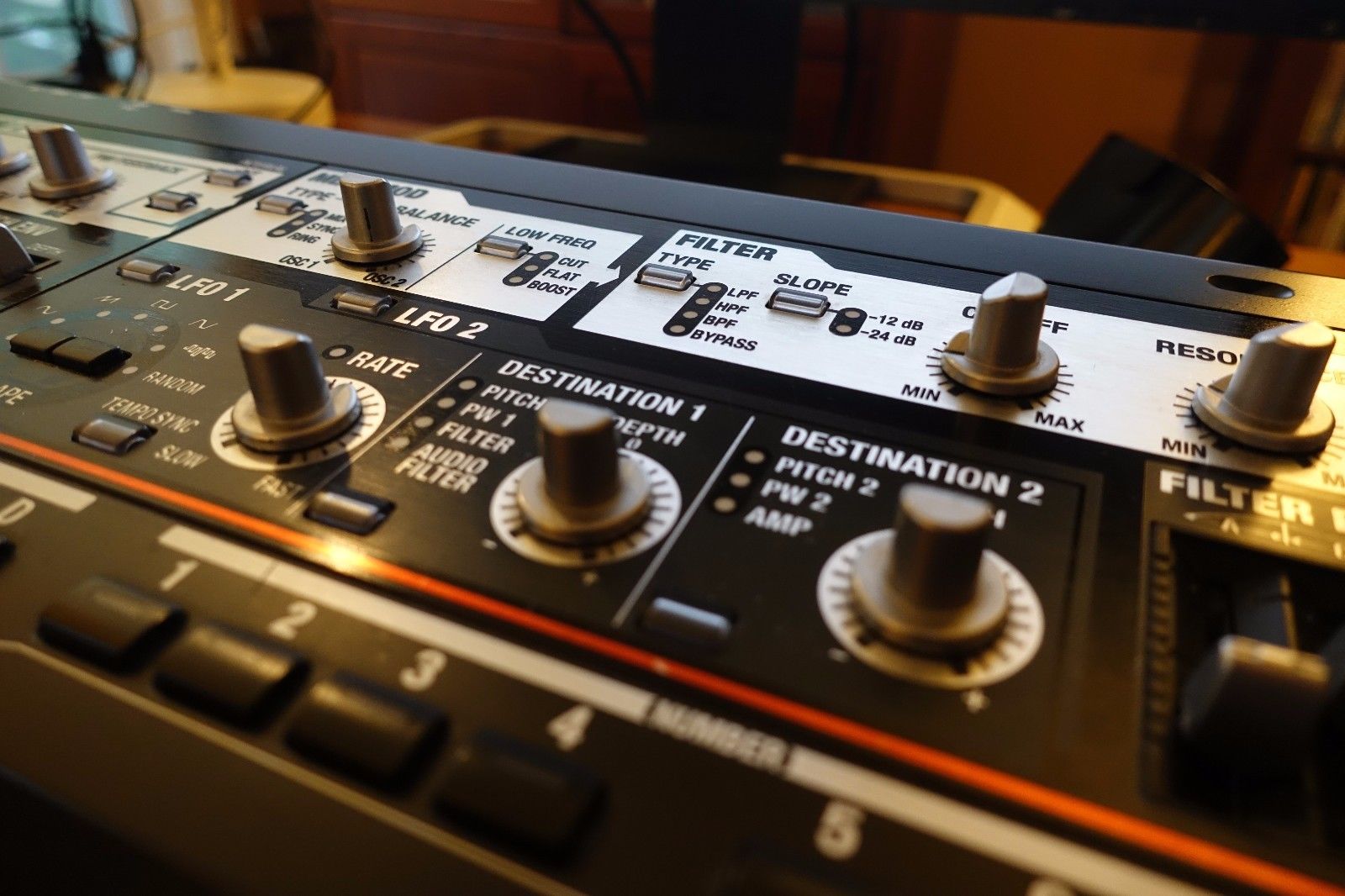 MATRIXSYNTH: Roland SH-201 Keyboard Synthesizer