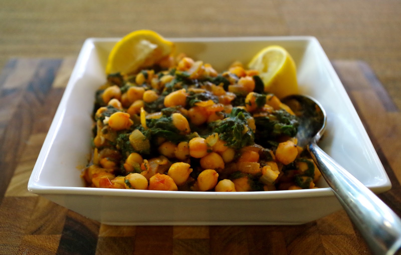 Nivik: Chickpeas with Spinach