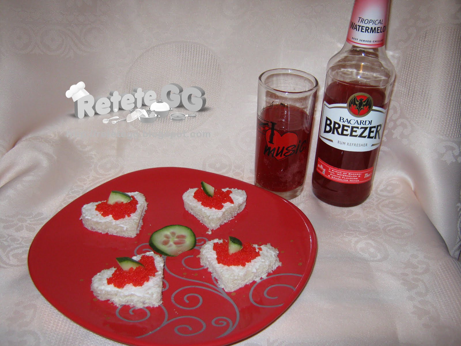 Retete gustoase si garnisite: Tartine cu icre rosii