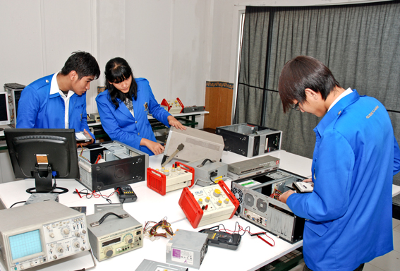 Teknik Komputer Politeknik Pajajaran: Sekilas Tentang Teknik Komputer