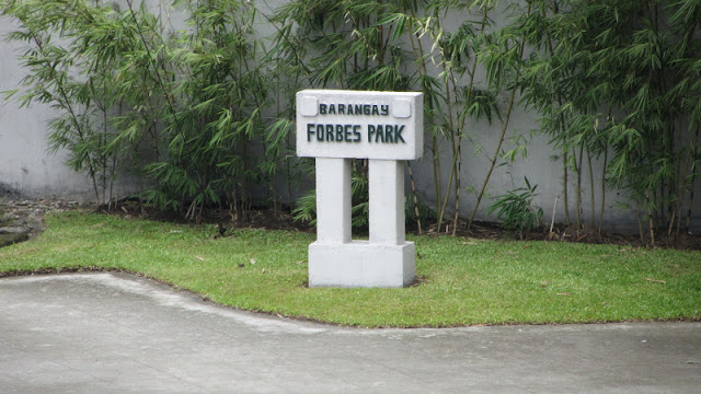 Forbes Park Makati: February 2016
