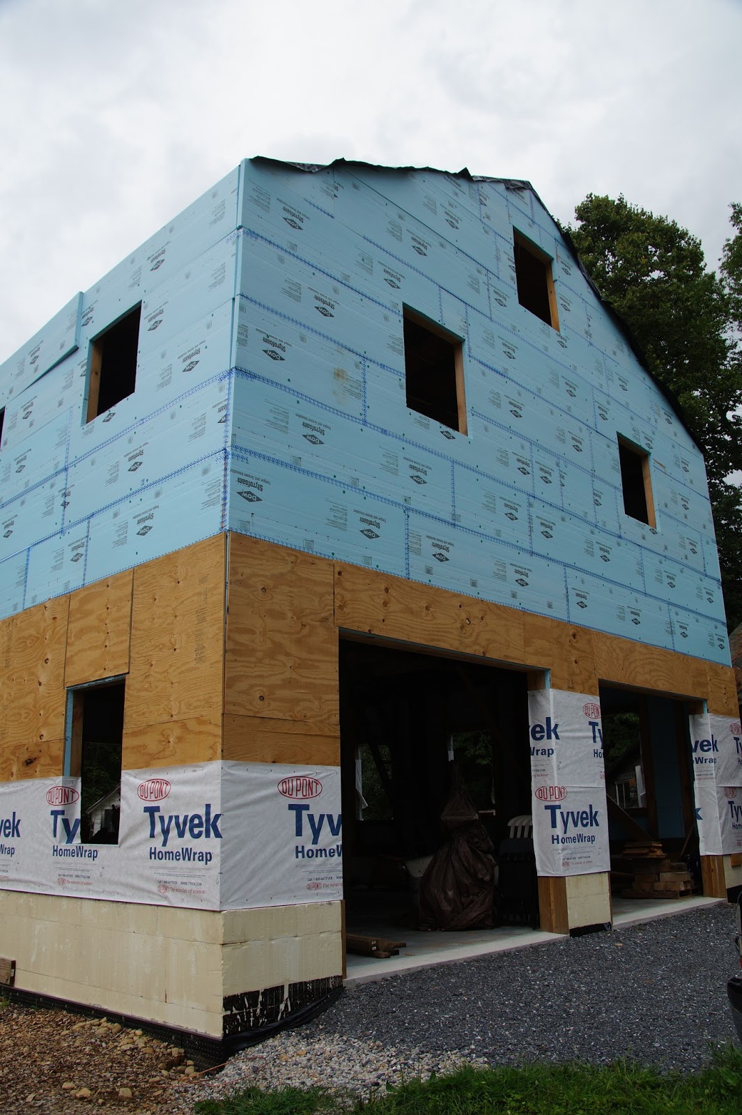 Joe's Vermont Timber Frame Workshop: Exterior Sheathing and Roof Insulation