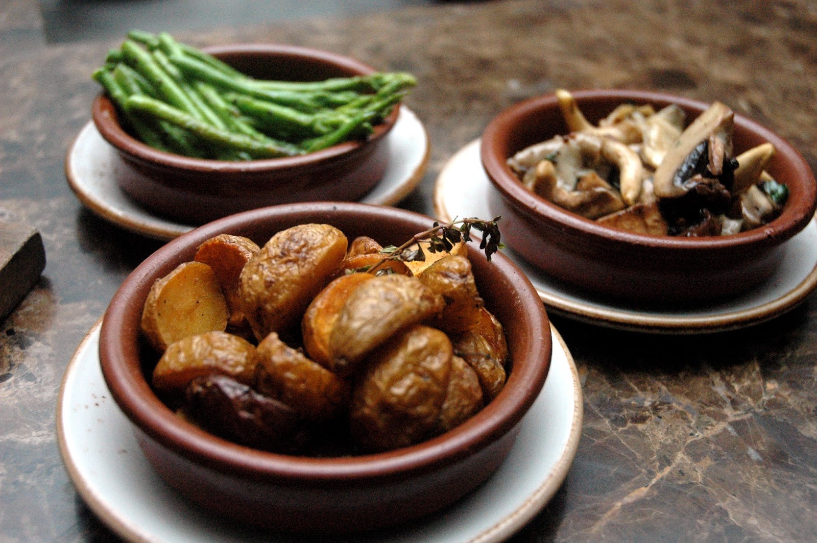 DUDE FOR FOOD: Serious Beef. At Restaurant Tapenade.