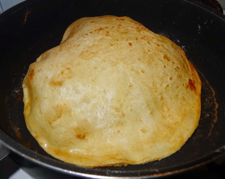 Surinaams eten!: Roti gevuld met dahl (gele spliterwten) met video