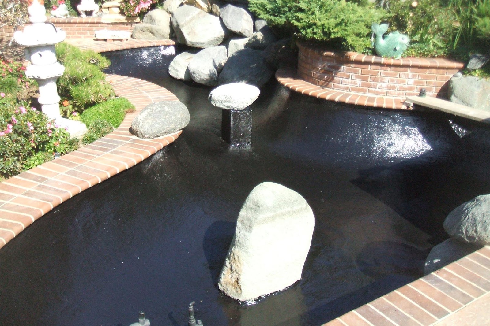 Pond's and Water Features