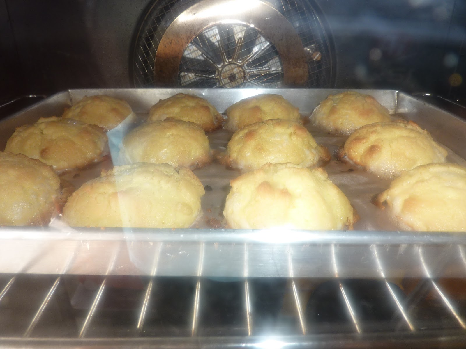 ogyep yummy-mellow: JAPANESE CREAM PUFF