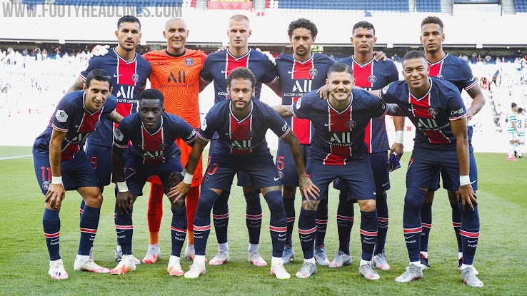 On Pitch: Paris Saint-Germain 20-21 Home Kit - Footy Headlines