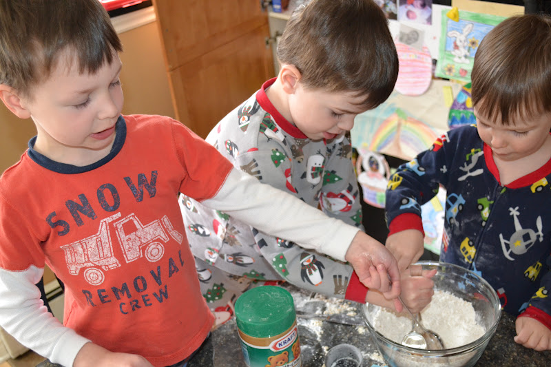 East Coast Mommy: {Review and Giveaway} - The Looneyspoons Collection