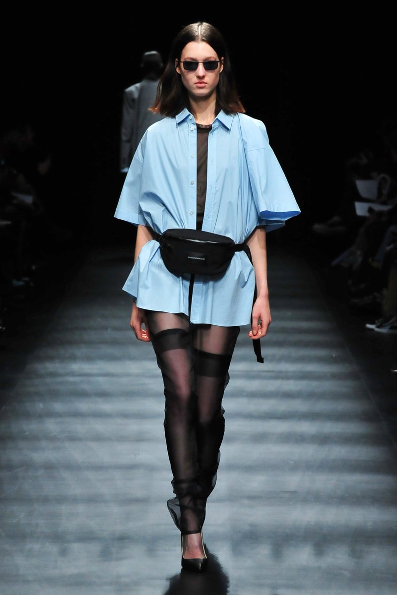 Dressed Undressed | Spring/Summer 2018 | Amazon Fashion Week Tokyo ...