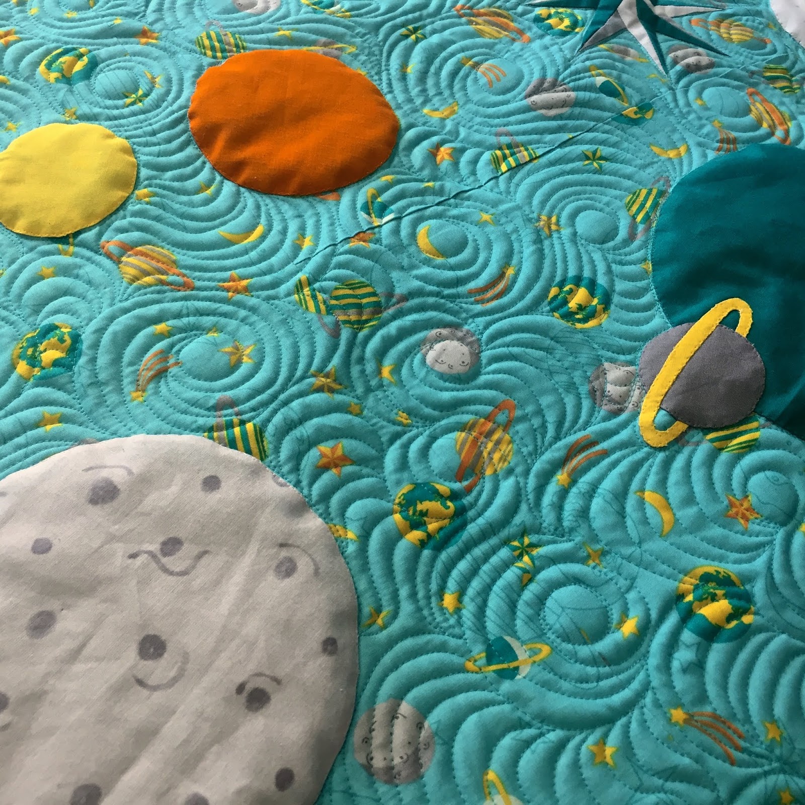 Quilting Mod : Galaxy Quilt Secrets Revealed: Invisible Machine Appliqué