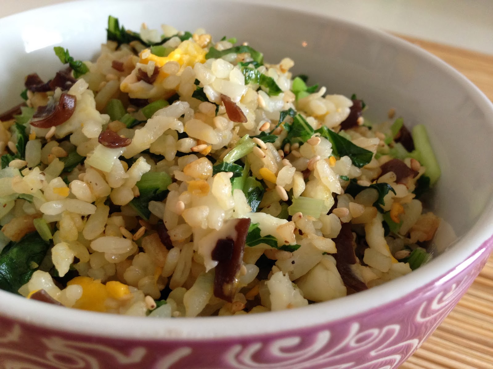 JiJu inspiration - Jade (Turnip greens) fried rice 去“蕪”存”菁“翡翠蛋炒飯