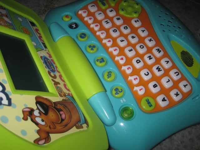 JuaiMurah: Lexibook Junior Scooby Doo Interactive Laptop