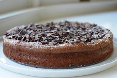 Playing with Flour: Chocolate amaretti cake