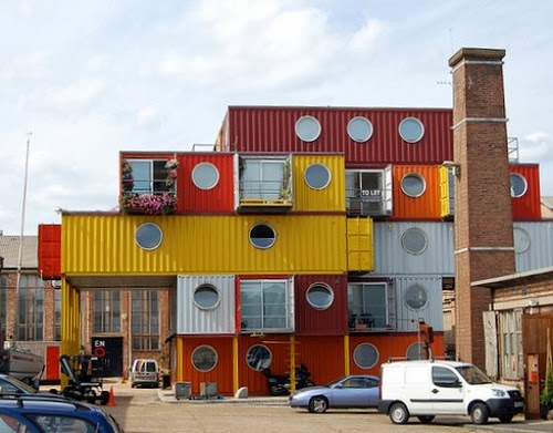 Pássaro Verde: Cidade de Containers no México