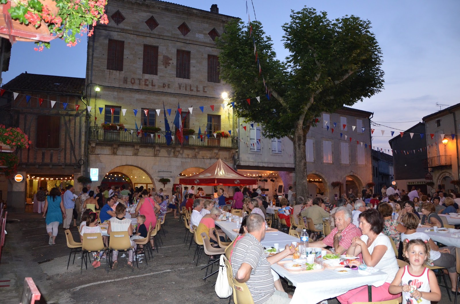 LAYRAC, ma ville: Un été layracais