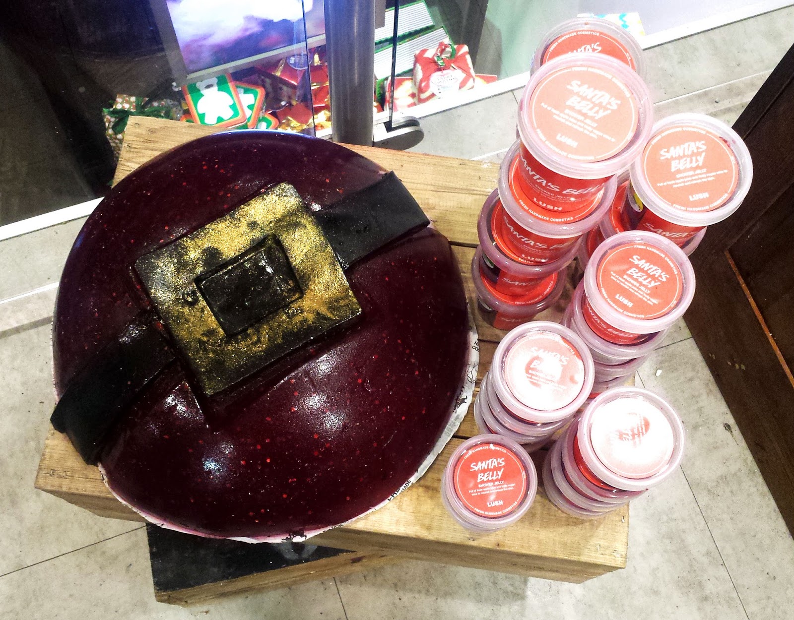 Lush Cardiff Christmas Event - The Fun Money Club