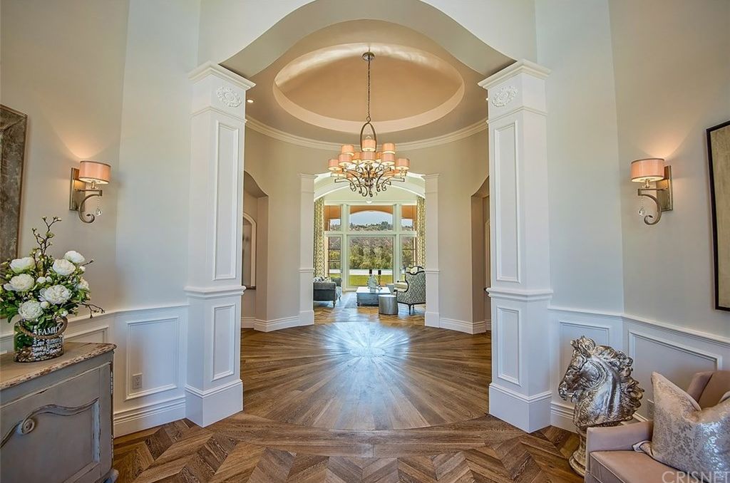 10,000 Square Foot One-Story French-Style Mansion In Hidden Hills, CA ...