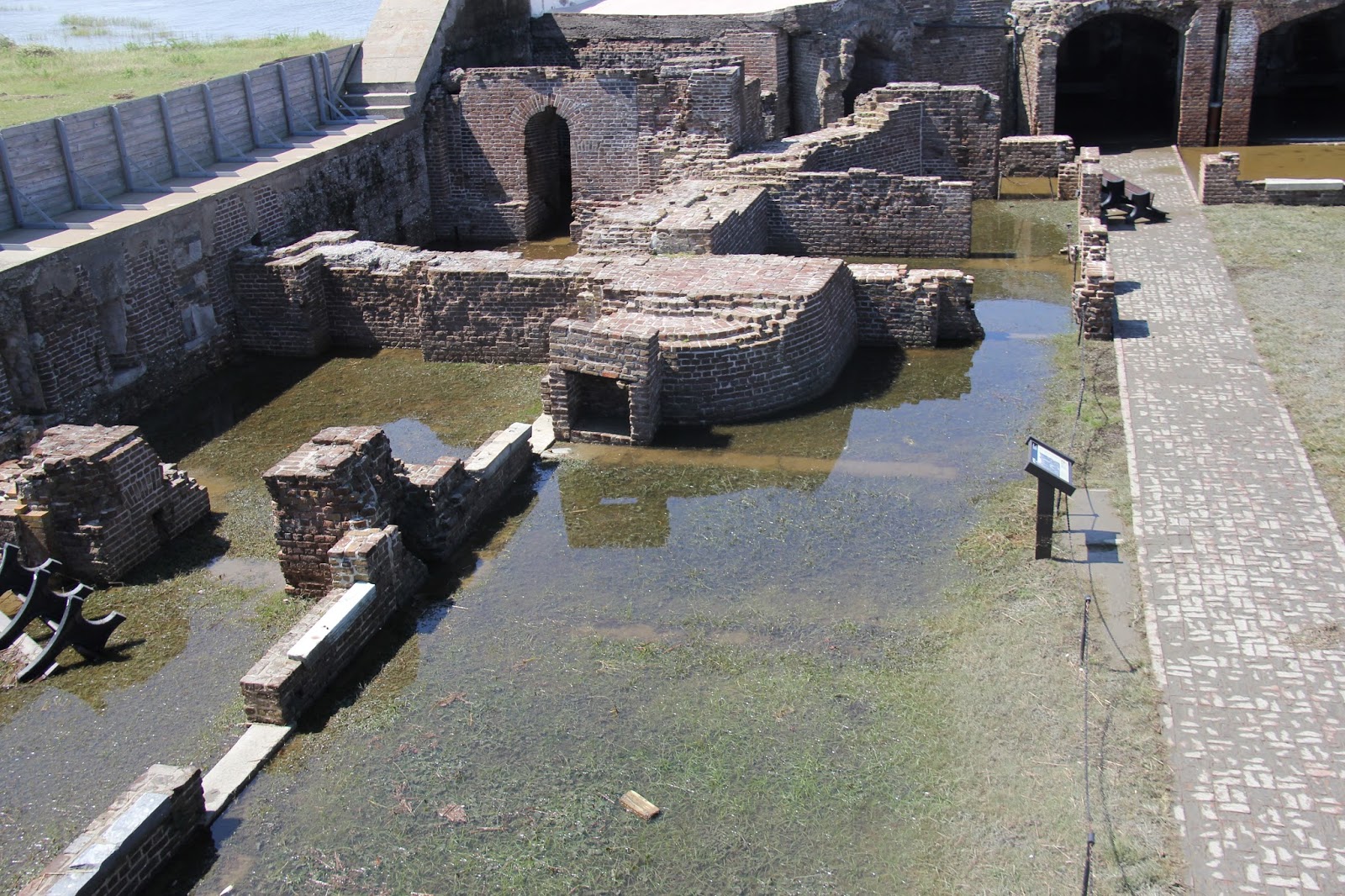 The Civil War Picket: First look photographs: Staff assesses Irma ...