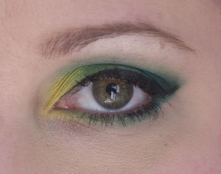 glitterM - You Nailed It!: EOTD - Lemon Lime Eyeshadow Look