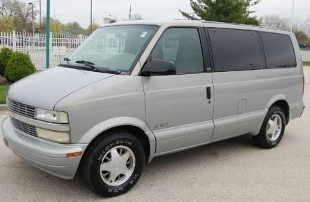 Best Minivans: 2000 Chevrolet Astro