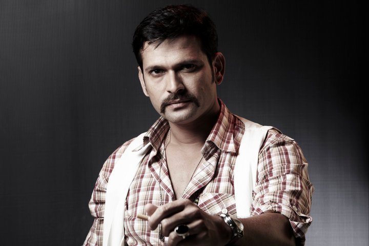 bollywood sexy actresses and actors: Sameer Dharmadhikari marathi actor ...