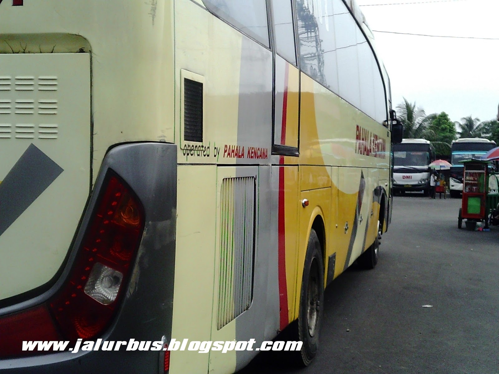 Perbedaan Mesin Hino RK8 Dengan Hino RG ~ Muhammad EduCation Of Bus