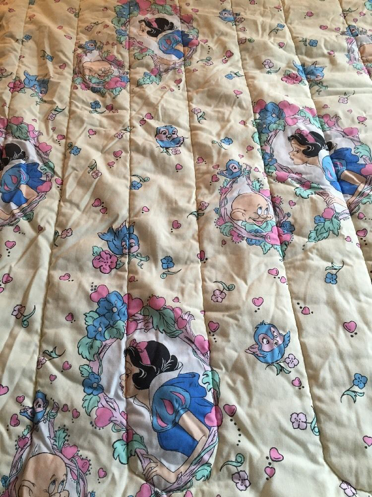 Filmic Light - Snow White Archive: 1993 Snow White Bedding