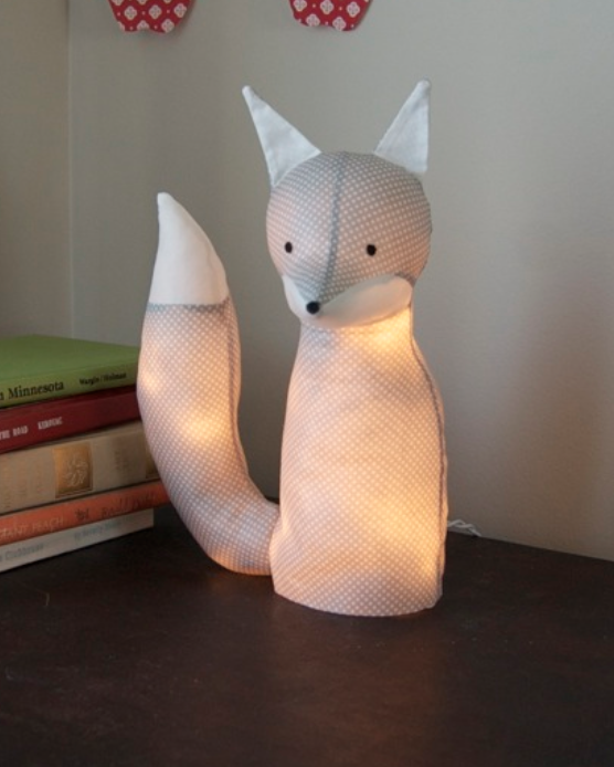 meggiecat: Fox Lamp